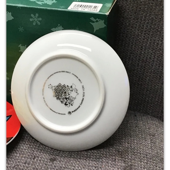 Pokemon | Dining | New In Box Pokmon Plates Rare Pikachu Collectors 20 ...